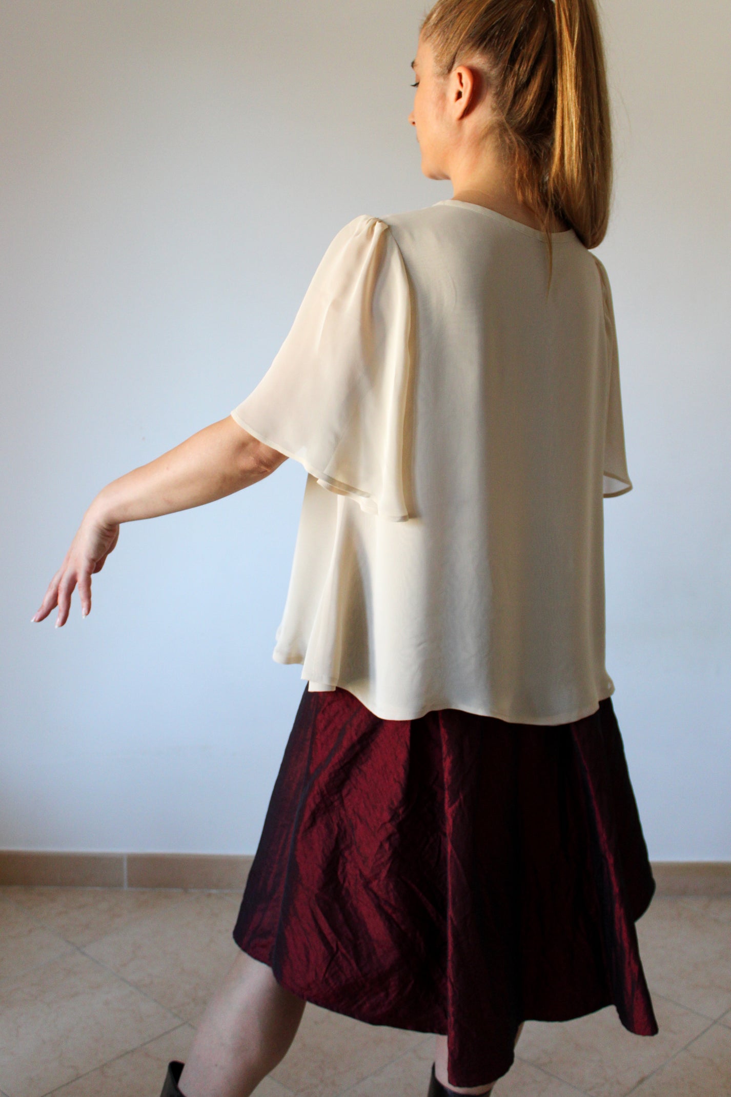 Bell Sleeve Blouse Sewing Pattern for Women – Patterns by Lucia